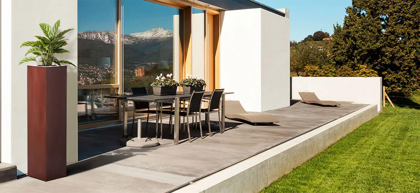 How to Place Large Planters in Outdoor Landscape? How to Place Large Planters in Outdoor Landscape?